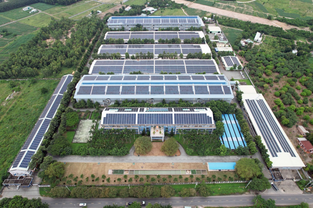 SkyX Solar steers sustainable shifts with green IZ and certification in Vietnam | NetZero.VN ...