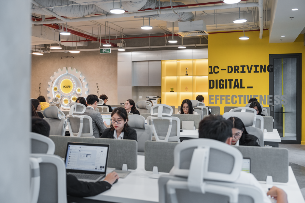 Green and high-tech offices space becomes a trend | NetZero.VN - Net ...