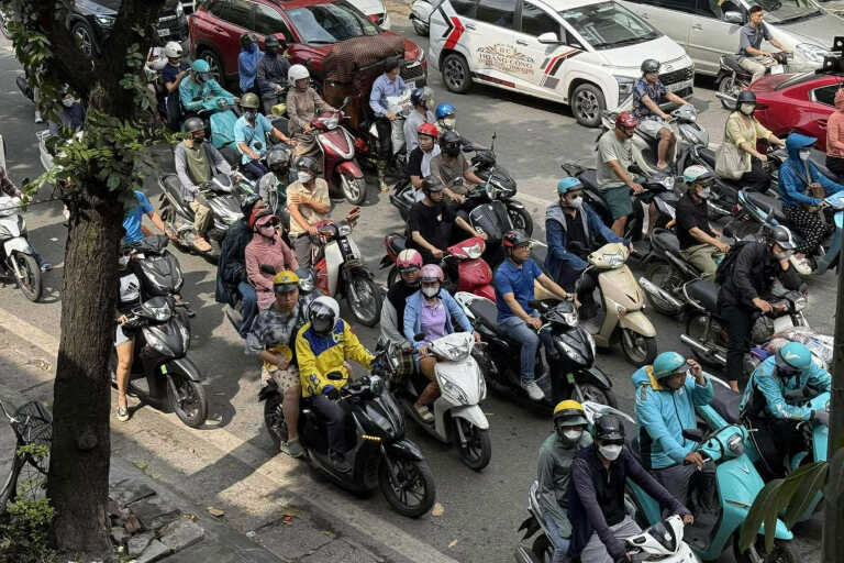 Hà Nội tăng tốc xanh hóa giao thông, thực hiện mục tiêu giảm phát thải ...